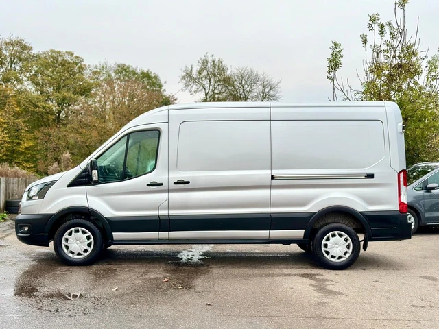 FORD TRANSIT CUSTOM 350 2.0 EcoBlue Hybrid 130ps H2 Trend Van + 34k + 1 ...