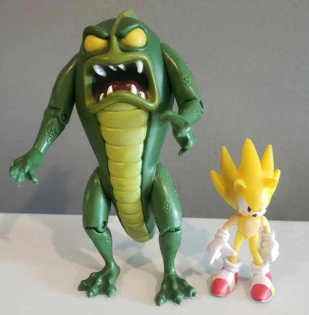 LOT OF 2 Action Figures Scooby Doo Swamp Monster & Super Sonic the ...
