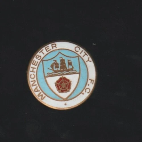 MANCHESTER CITY F.C. Vintage 1970's Club Crested Enamel Badge FREE POST ...