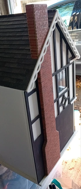 TUDOR DOLLS HOUSE 'Oak House' and Accessories £78.70 - PicClick UK