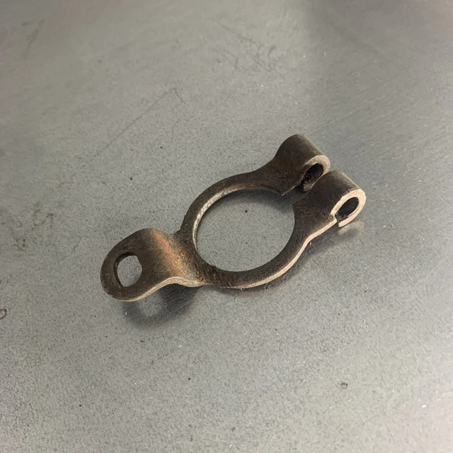 LUCAS 18D2 DISTRIBUTOR clamp BSA Triumph norton 18 D 2 ignition twin ...