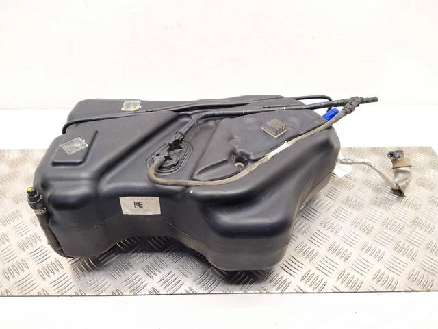 RANGE ROVER VOGUE Adblue tank and pump FPLA5J228AF LR160433 L405 4.4 ...