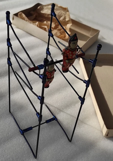 JOUET ANCIEN LES VOLTIGEURS vers 1900-1930 ? COMPLET jamais utilisé EUR 140,00 - PicClick FR