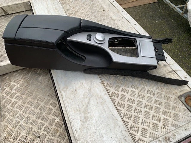 BMW 5 SERIES E60 M5 5L V10 Centre Console Armrest Black £100.00 ...