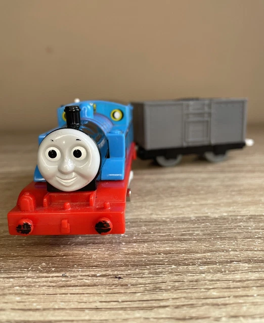 THOMAS THE TANK Engine Trackmaster Motorised Engine 2006 Working With ...