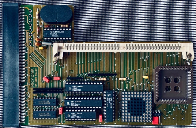 MICRONIK RA-1208 - AMIGA 1200 Memory Expansion with Max. 8MB Memory ...