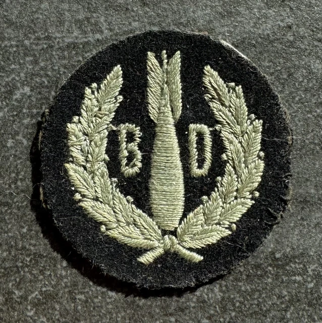 GENUINE WW2 RAF Bomb Disposal Technicians Cloth Badge £24.00 - PicClick UK