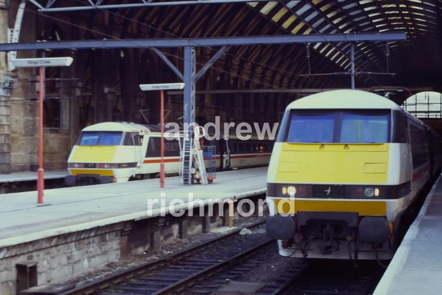 91015 CLASS 91 Electric Locomotive Kings Cross London Apr 1991 35mm ...