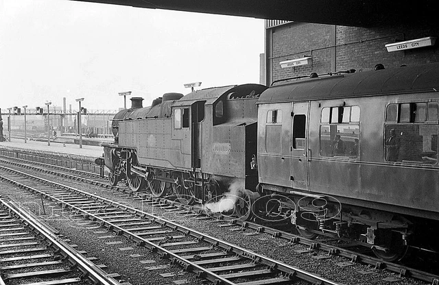 ORIGINAL 35MM B&W Negative of ex LMS 2-6-4T 42072 at Leeds City 1967 £3 ...