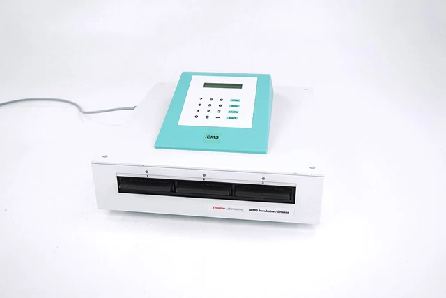 THERMO LABSYSTEMS IEMS Incubatrice Agitatore 3x96-Well Microplate ...