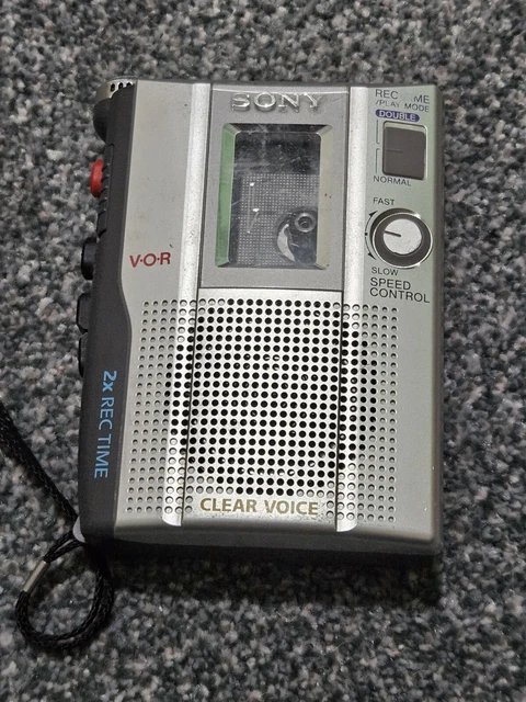 SONY TCM-200DV WALKMAN Portable Cassette Recorder £10.00 - PicClick UK