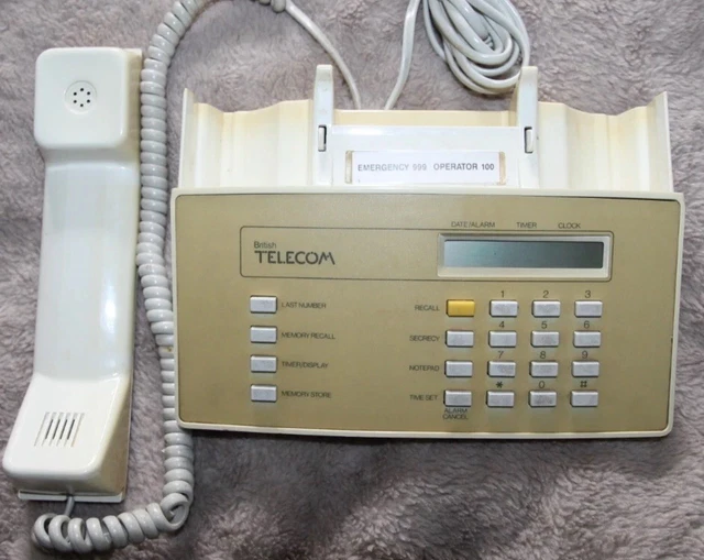 BRITISH TELECOM OLD phone Telephone 80s Cord vintage retro film prop ...