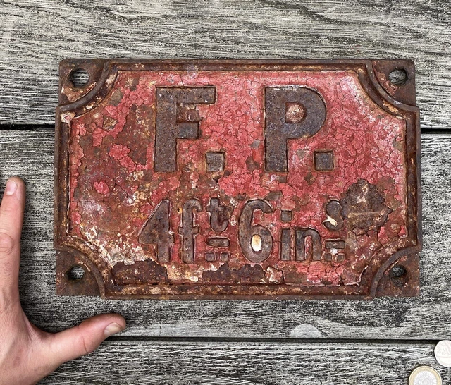 ORIGINAL VINTAGE ANTIQUE Heavy Cast Iron Railway Fire Plug Sign £20.00 ...