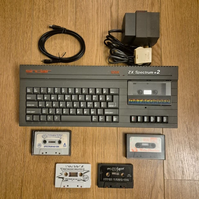 SINCLAIR ZX SPECTRUM 128k Plus +2 Refurbished Computer Bundle getestet ...