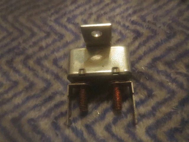 NOS FORD D8BZ-14526-B Circuit Breaker New Genuine Ford EUR 7,64 ...