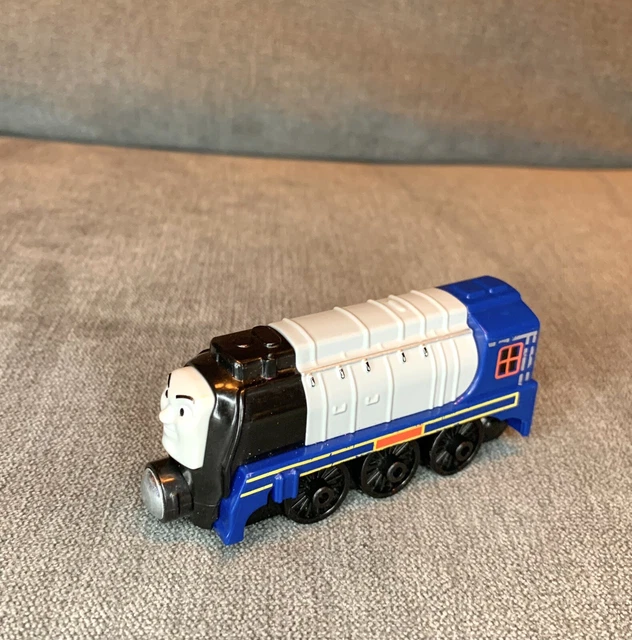 THOMAS THE TANK Engine Vinnie Take N Play Take Along Engine £9.95 ...