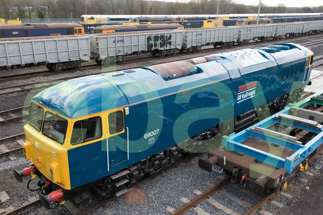 UK RAILWAY PHOTOGRAPH Of Class 69 69007. Rm69-07 £1.76 - PicClick UK