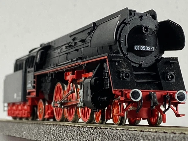 H0 PIKO BR 01 0503-1 mit Boxpok u.Öltender, Lok-Tender-Kopplung DEFEKT ...
