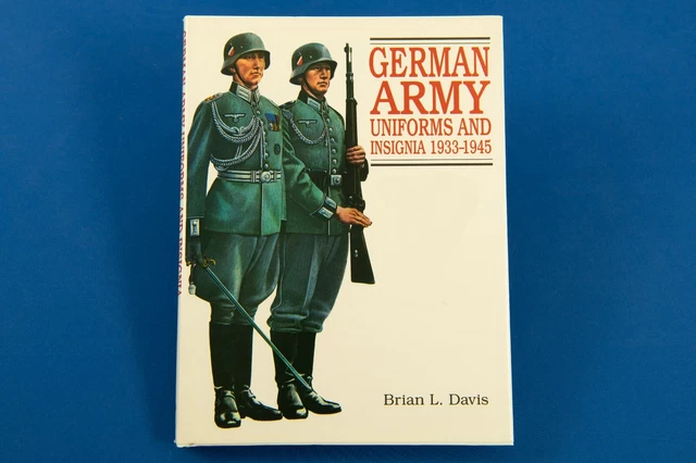 GERMAN ARMY UNIFORMS and Insignia 1933-1945 - wie neu EUR 11,50 ...
