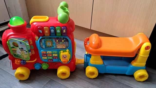 VTECH RIDE-ON PUSH-ALONG Alphabet Train Set £42.30 - PicClick UK