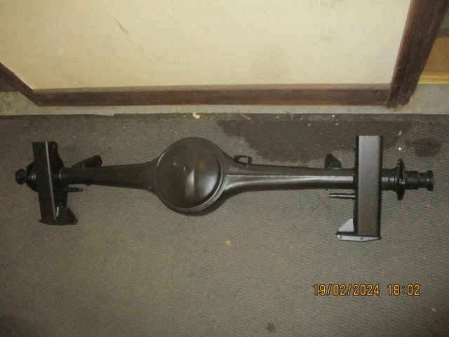 AUSTIN HEALEY FROGEYE Sprite Midget MK1 rear axle case quarter elliptic ...