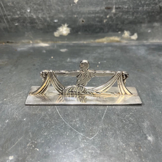 RARE, PORTE-COUTEAU ART Déco signé P&D Pierre Devouge. Métal argenté ...