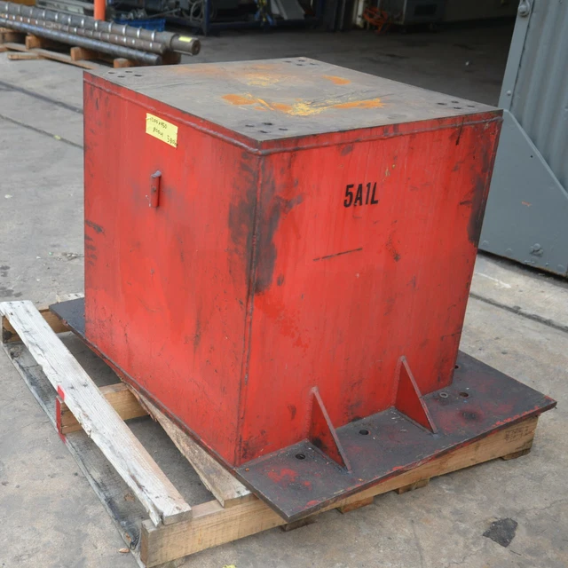 VERY HEAVY MACHINE base plinth pedestal suit Robot 580kg 1200x 950x 800 ...