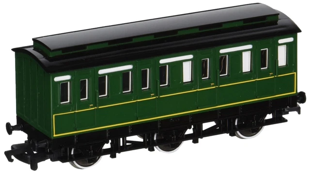 BACHMANN TRAINS - THOMAS & FRIENDS EMILY'S COACH - HO Scale (US IMPORT ...
