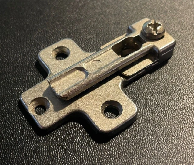 GRASS 131 BASE Plate Slide On 1000 Series hinge - Adjustable / Twist ...