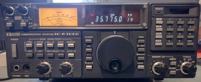 ICOM IC-R7000 HF/VHF/UHF Receiver. Frequency range: 25-2000 MHz all ...