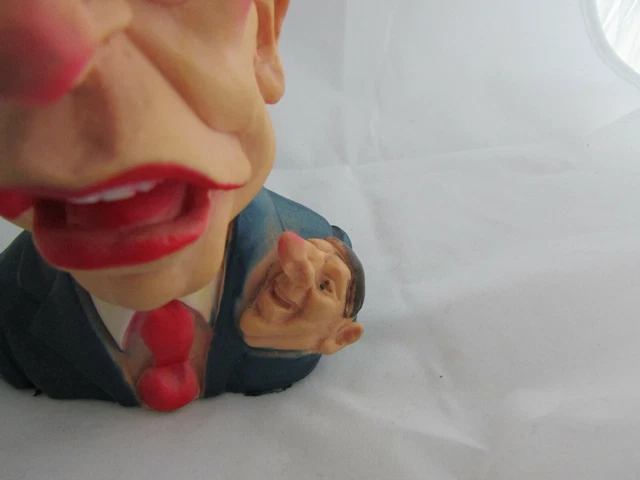 DAVID OWEN SPITTING Image 1986 Original Rubber Squeaky Caricature Bust ...