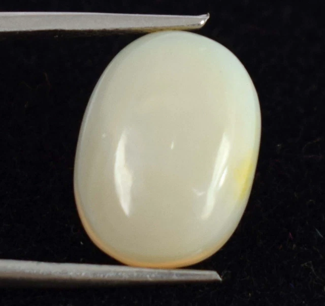 AUSTRALIANO BIANCO OPALE 4.80 KT Gemma di Forma Ovale Naturale ...