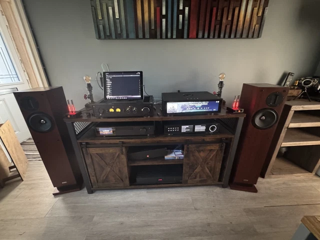PROAC RESPONSE D20R Floorstanding Speakers with Ribbon Tweeter £2,913. ...