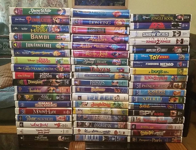 HUGE VHS LOT of 54 Children's Movies 28 Disney + Dreamworks WB MGM ...