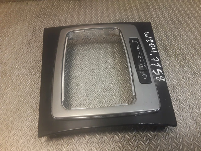 MERCEDES-BENZ C W204 Gear Passages Niveau Plastique Bord 2042670488 ...