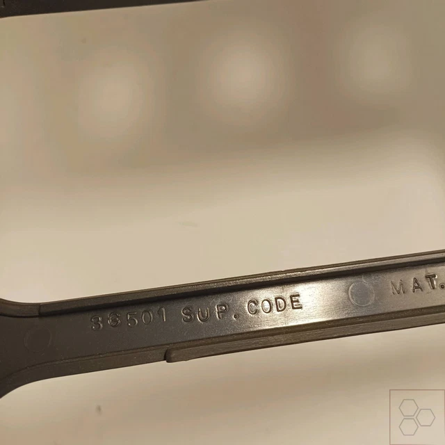 MOULURE CENTRALE DU tableau de bord pour UNIVERSAL UNIVERSALE 326808 EUR 40,10 - PicClick FR