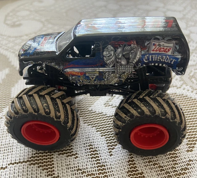 MONSTER JAM CRUSADER Lucas Oil Monster Truck 1:64 Red Rims Hot Wheels ...