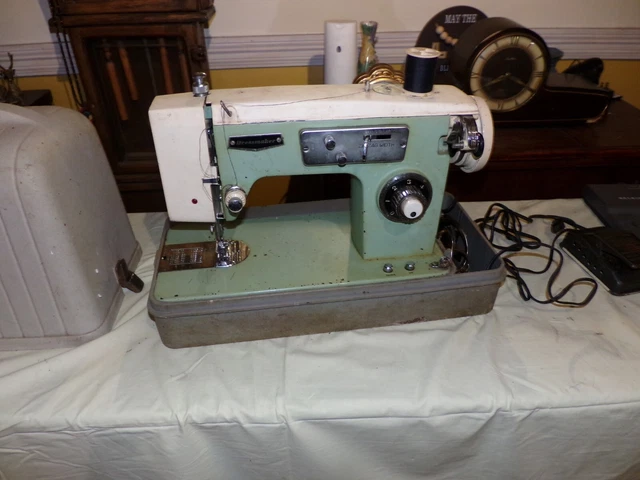 DRESSMAKER SEWING MACHINE Model #12315 Mint Green With Case $225.00 ...