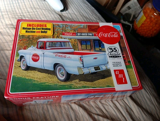'55 CHEVY CAMEO Coca Cola pickup truck Model Kit 2018 AMT 1:25 scale £ ...