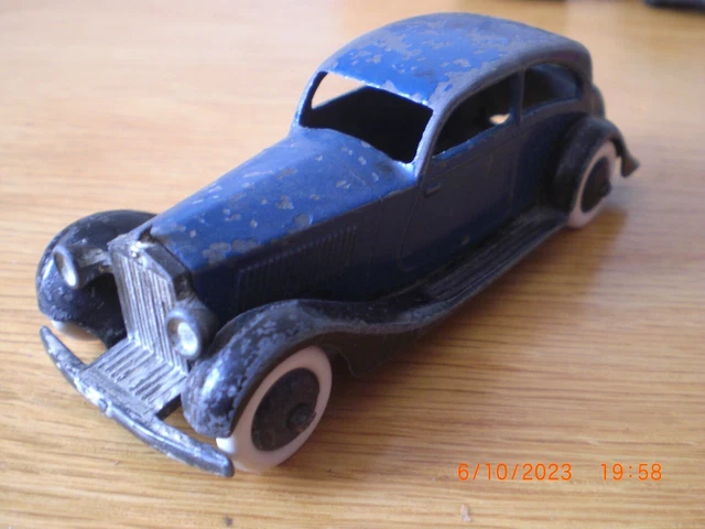 DINKY ROLLS ROYCE 30b avec base ouverte et moyeux lisses tout original ...