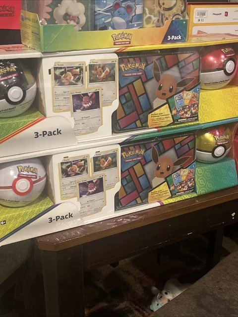 POKÉMON TCG: EEVEE Collector's Treasure Chest with 2 Poké Ball Tins (3 ...