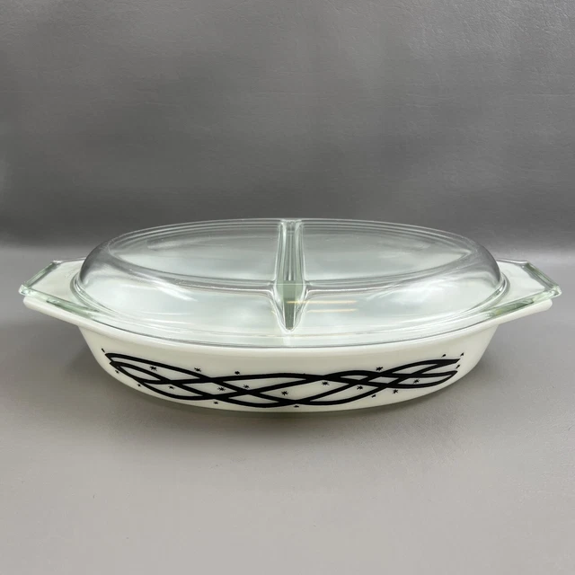 VINTAGE PYREX Cinderella Oval Divided Serving Dish With Lid Barbed Wire ...