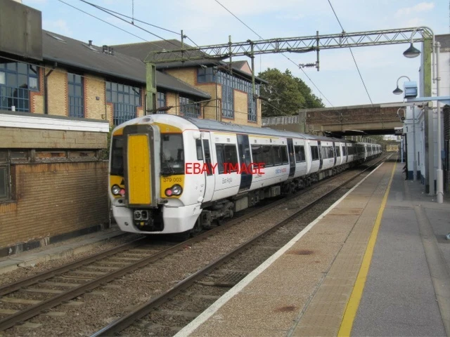 PHOTO CLASS 379 379003 At Harlow Mill 23/10/11 £1.85 - PicClick UK