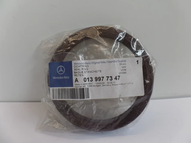 GENUINE MERCEDES-BENZ ACTROS Atego Axor Gearbox Shaft Seal A0139977347 ...