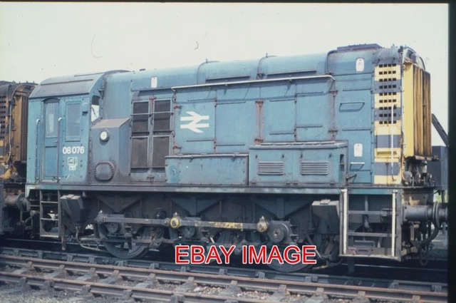 ORIGINAL 35MM SLIDE CLASS 08 SHUNTER NO 08076 AT DONCASTER 8/77 £3.50 ...