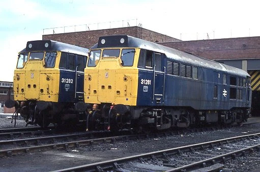 ORIGINAL COLOUR SLIDE of 31281 BR class 31 diesel loco £2.25 - PicClick UK