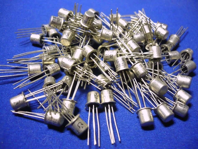 8 PCS TRANSISTOR Germanium Ge PNP GT322V ~ 2N990, 2SA101, 2SA223 ...