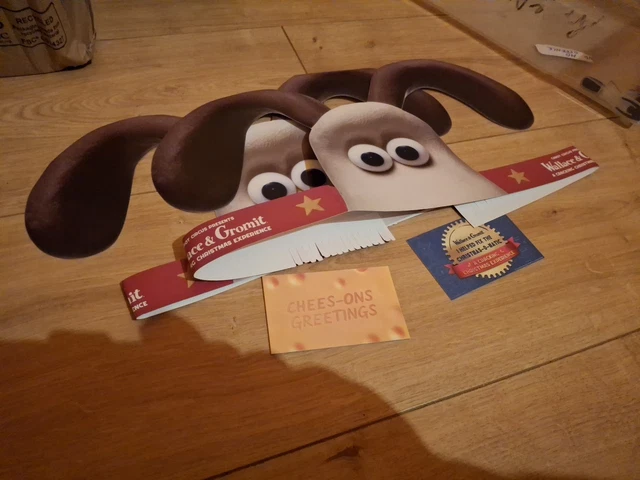 WALLACE & GROMIT - Gromit Masks And Cards From The Cracking Christmas ...