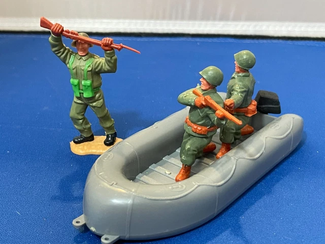 TIMPO TOYS US Soldiers in Boat Toy Soldiers Made in Great Britain. 3PCS ...