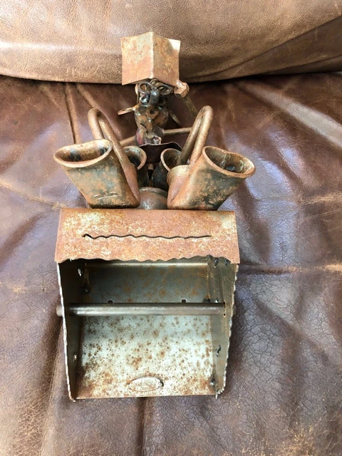 VINTAGE HAPPY METAL Mr Crapper Toilet Roll Holder similar to Hinz and ...